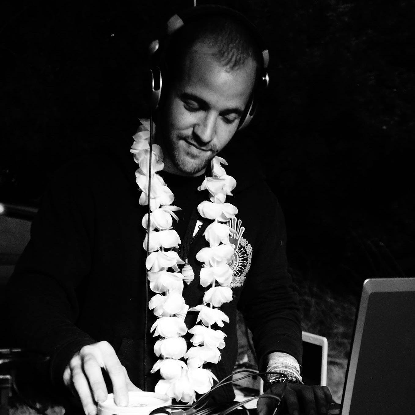 D.Rec (EDC / EDR) - Free music on ToneDen