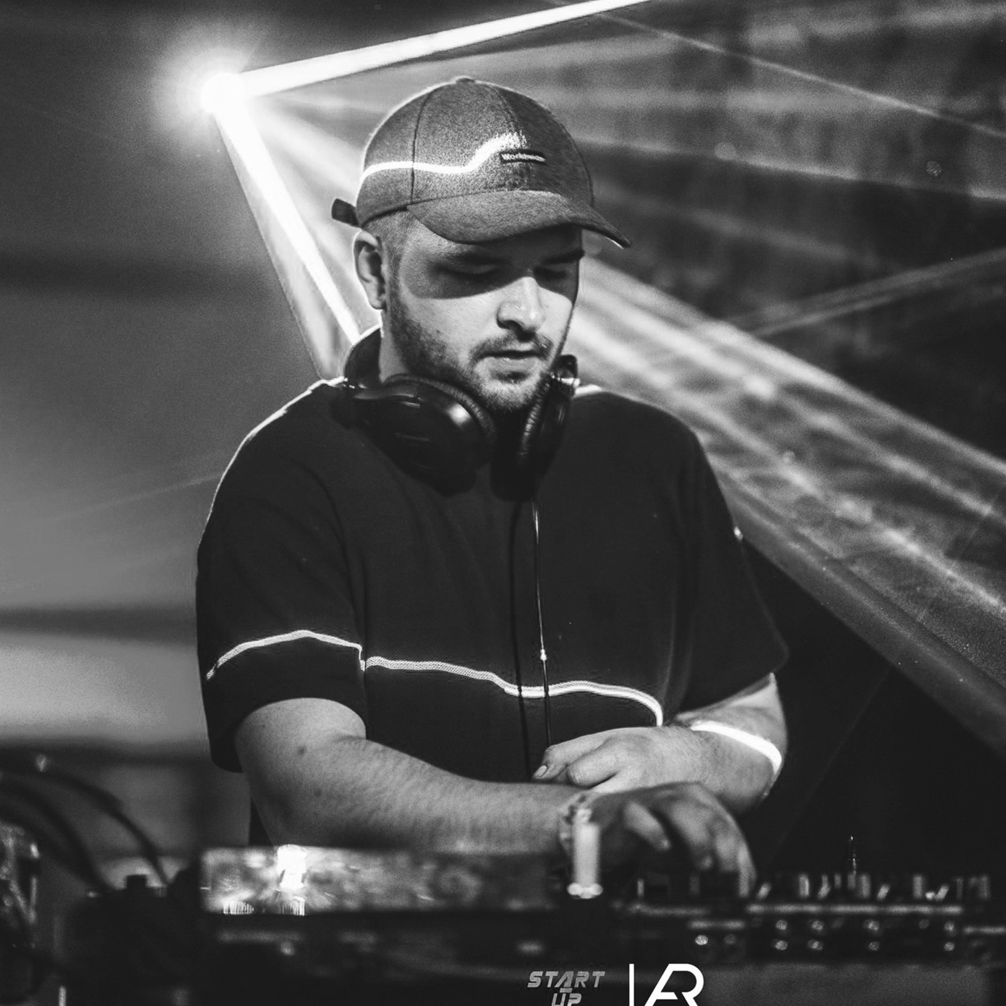 HUNGUS - Free music on ToneDen