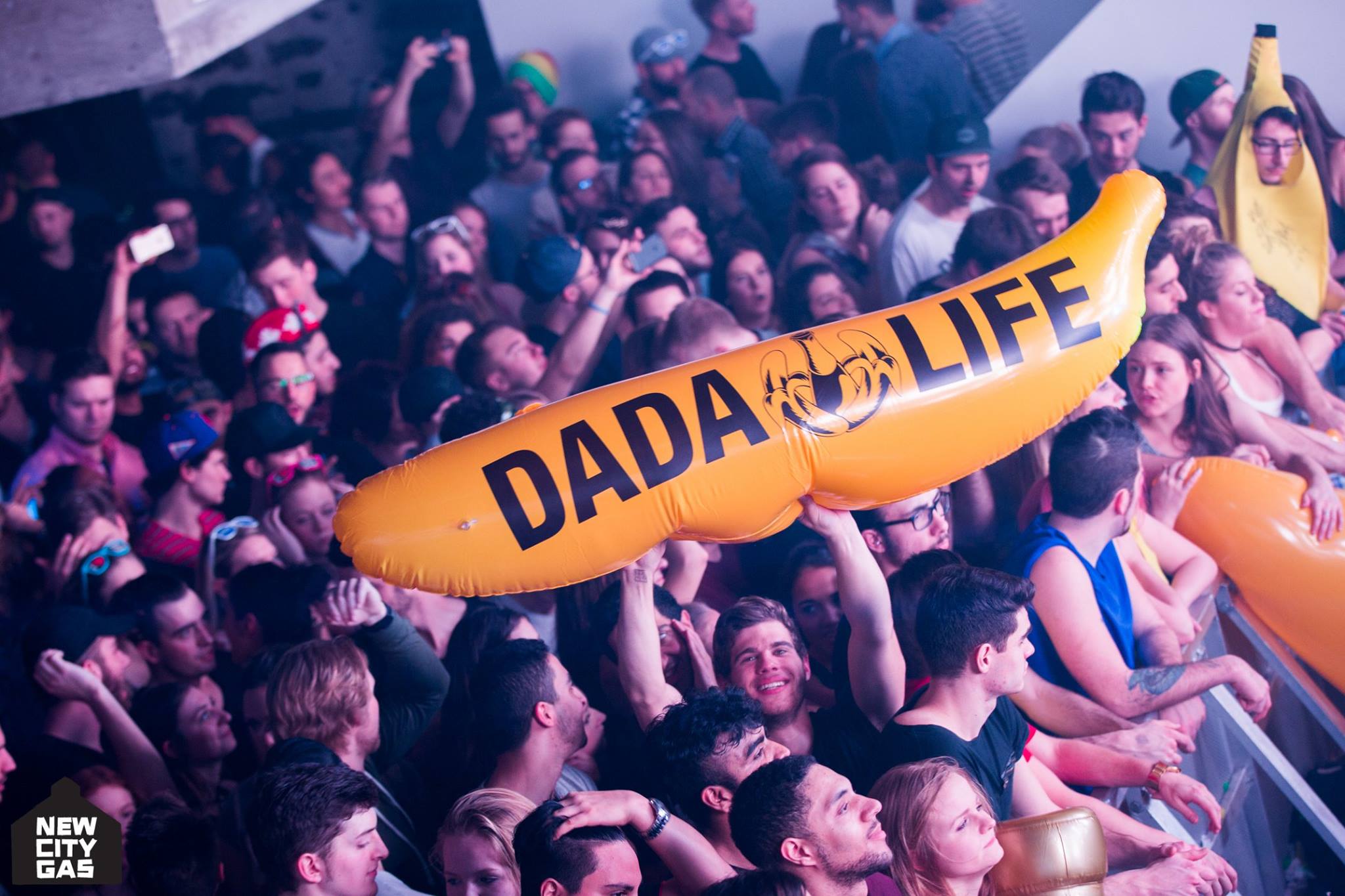 🍌DADA LIFE MEET & GREET + BACKSTAGE HAND CONTEST🎉 - Enter to win on ToneDen