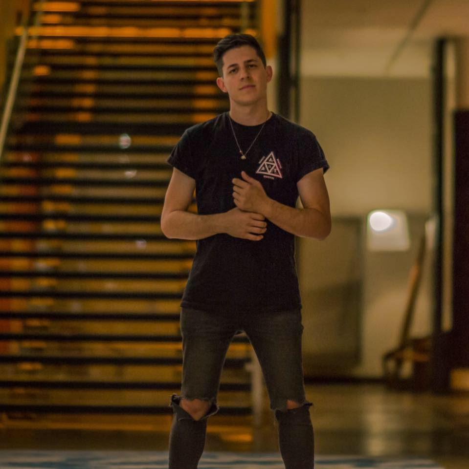 APEK - Free music on ToneDen