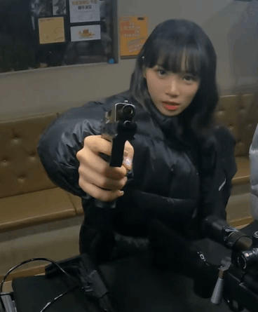 1-800-hot-n-fun x dontstopme! (LE SSERAFIM x ISOxo) [luxace edit] by ...